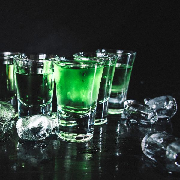 Grasshopper Shot: En Klassisk Dessertcocktail