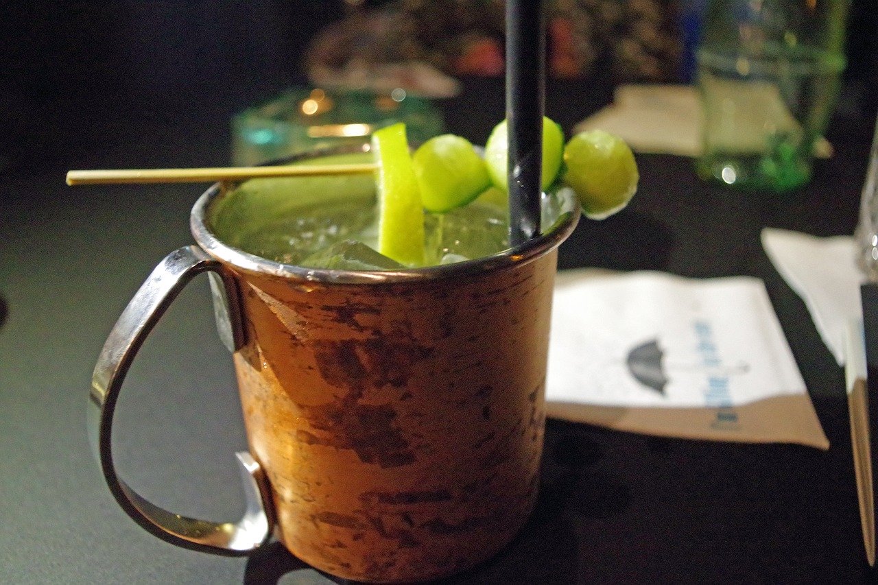 Moscow Mule opskrift og historien bag - Barlife